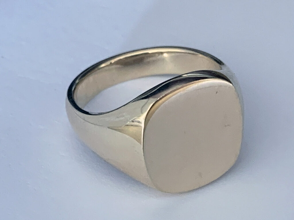 Classic Cambridge Cushion Signet Ring – Hallmark Designers & Engravers